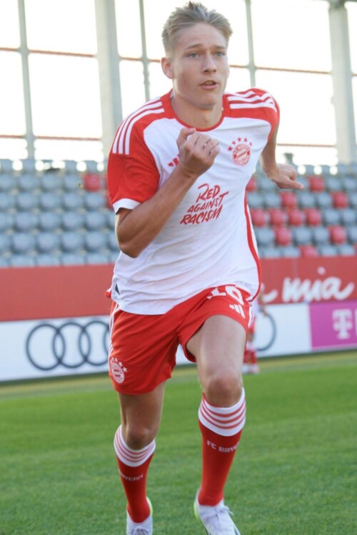 FC Bayern U17 Global Academy - International Soccer Academy